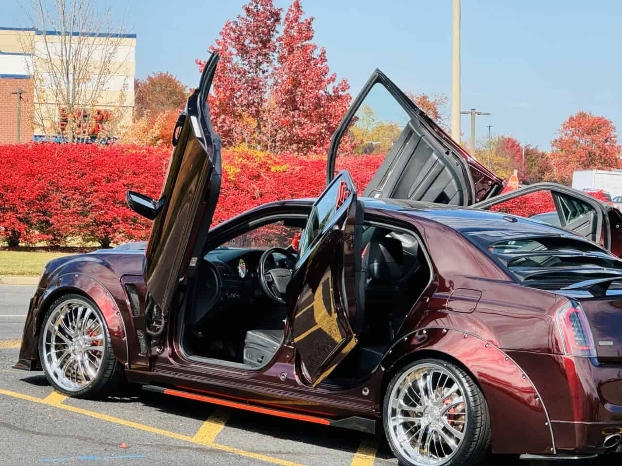 About Electronic Plus - Car customization artists